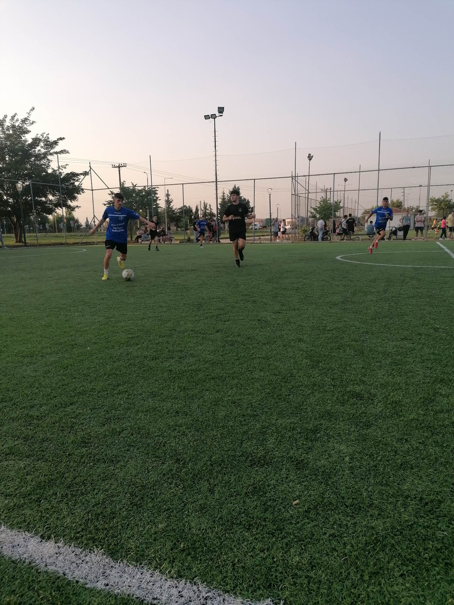 Ξεκίνησε με πολύ μεγάλη επιτυχία το τουρνουά 5Χ5 του ΟΠΑΚΠΑ Δ.Φ ...